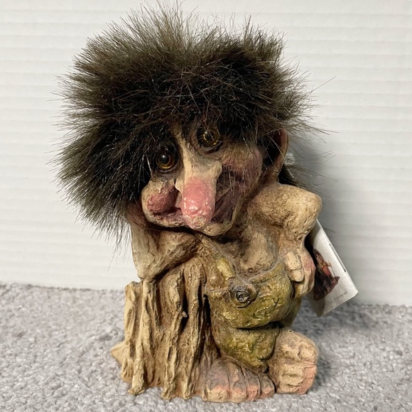 Disney | Accents | Vintage Ny Form Handmade Lazy Troll Disney World 6 ...